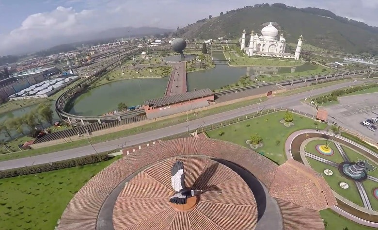 El Parque Jaime Duque desde un Drone - Sky Zoom